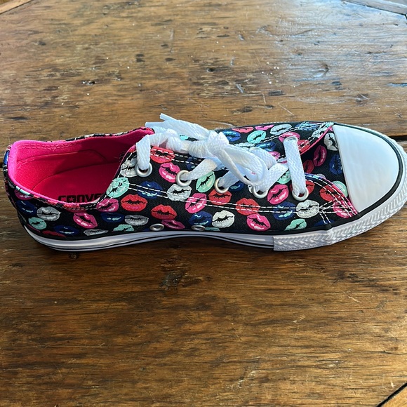 Converse | Shoes | Converse Kiss Lips Shoes | Poshmark